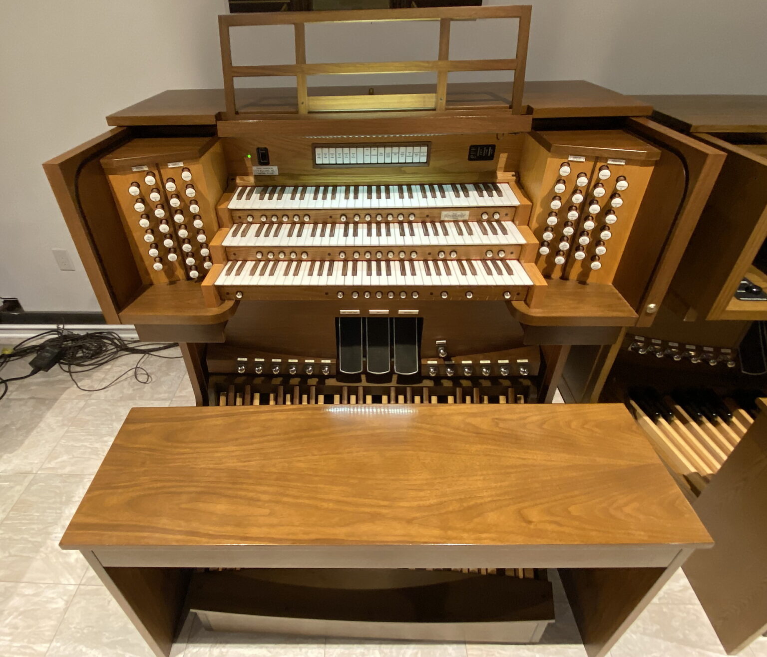 Used Organs | Allen Organ Studios