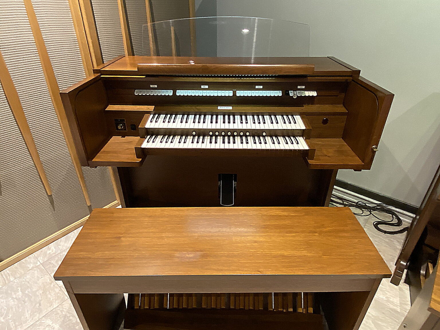 Used Organs | Allen Organ Studios