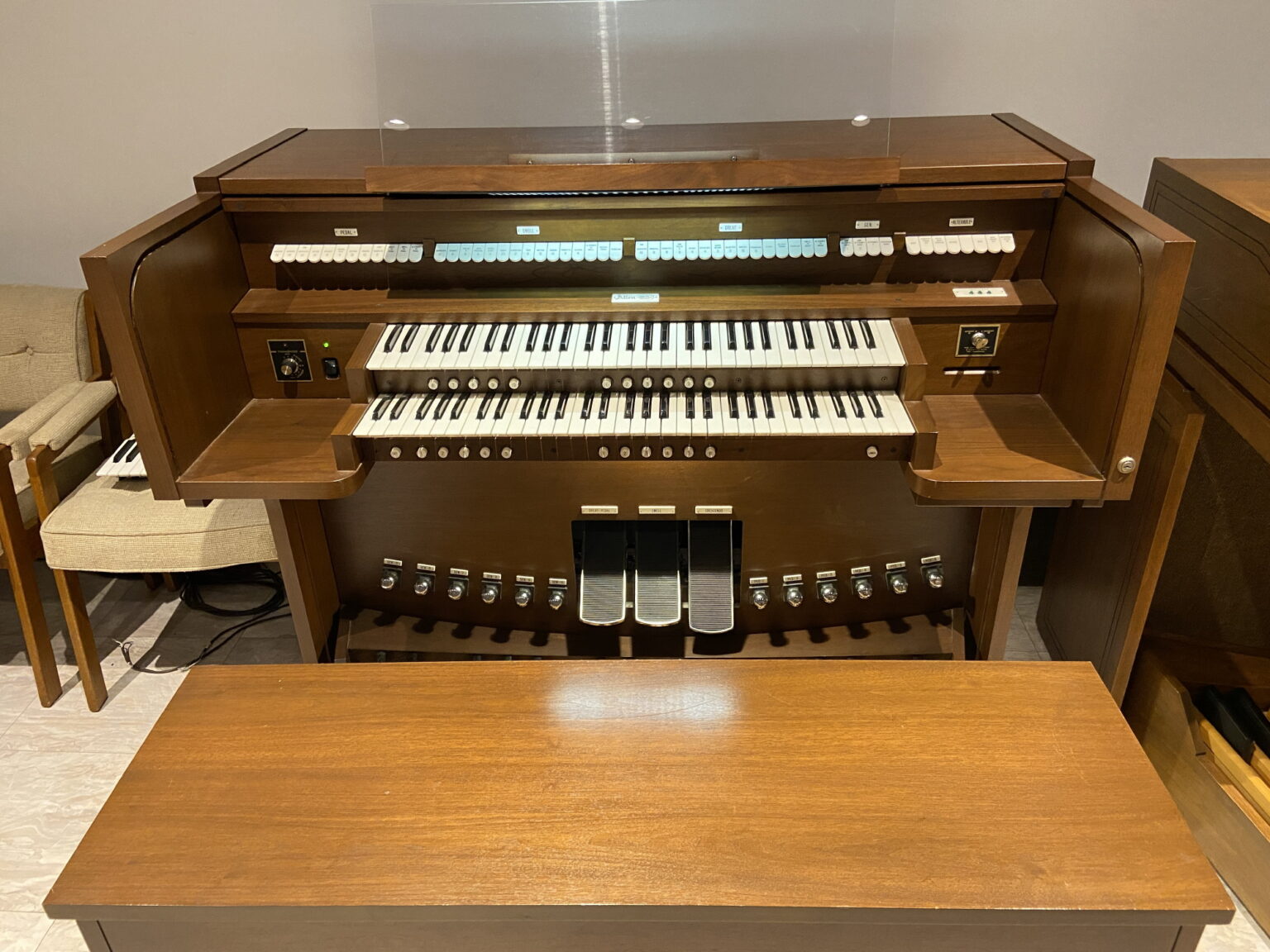 Used Organs | Allen Organ Studios