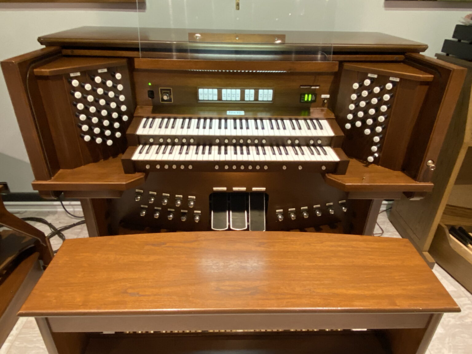 Used Organs | Allen Organ Studios