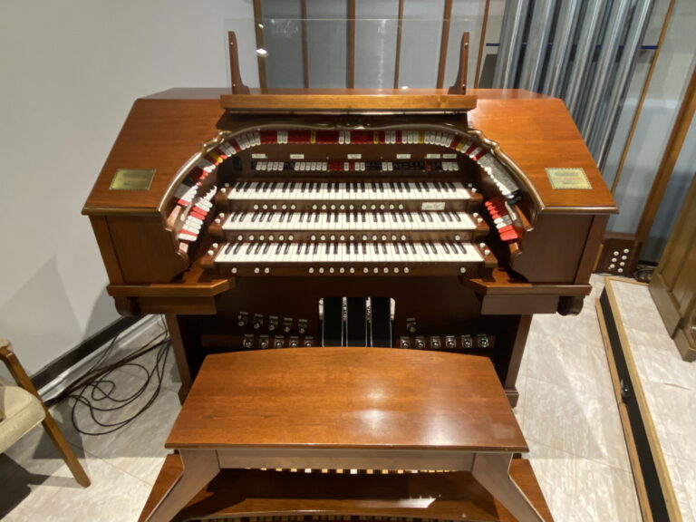 Used Organs | Allen Organ Studios